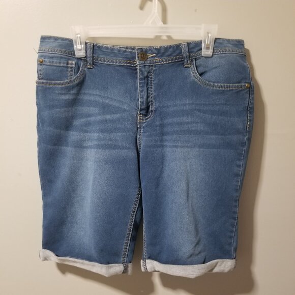 Baccini | Shorts | Baccini Denim Jean Bermuda Shorts Cuffed Mid Rise ...